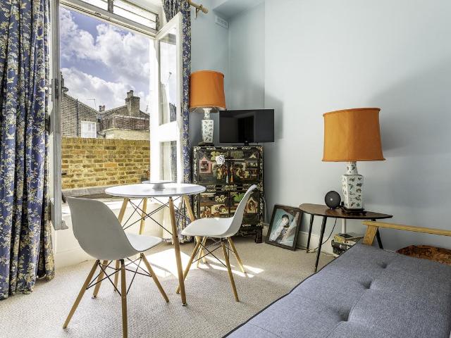 St. Charles Square, London W10, 2 bed flat to rent, £2,750 pcm | PrimeLocation