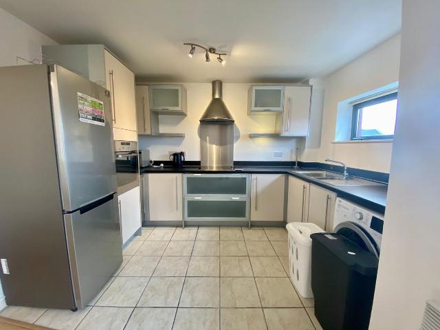 St. Christophers Court, Swansea SA1, 2 bed flat to rent, £1,100 pcm | PrimeLocation