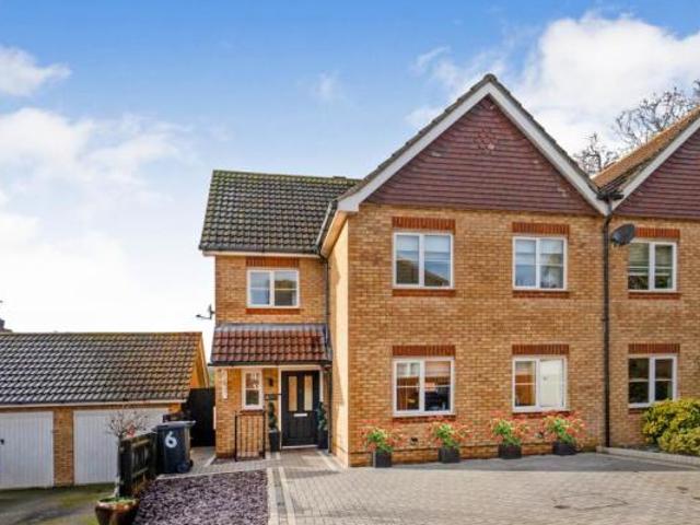 St. Christophers Mews, Ramsgate, CT11 4 bed house to rent £1,850 pcm £427 pw