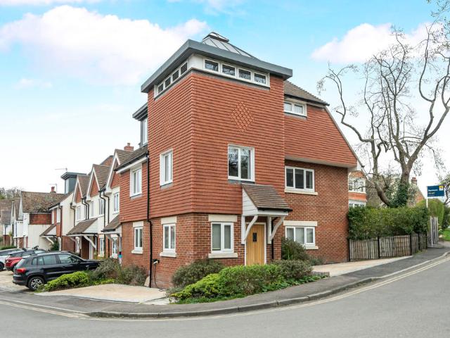 St Christophers Road, Haslemere 4 bedrooms Property for lettings Seymours