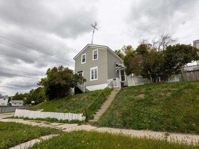 St Clair Ave, Sheboygan, Home For Sale