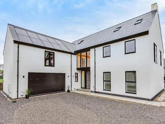 St Clares Court, Porthcawl, 6 Bedroom Detached