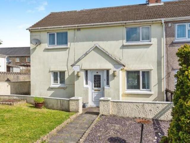 St. Clears, Lon y prior, Carmarthen, 3 Bedroom Semi detached