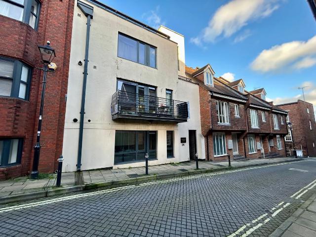 St. Clement Street, Winchester SO23, 1 bed flat to rent, £1,350 pcm | PrimeLocation