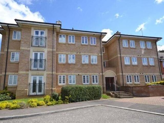 St. Crispin Drive, St. Crispin, 2 Bedroom Apartment