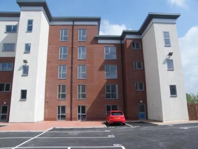 St. Crispins Court, Mansfield NG18, 2 bed flat to rent, £725 pcm | PrimeLocation