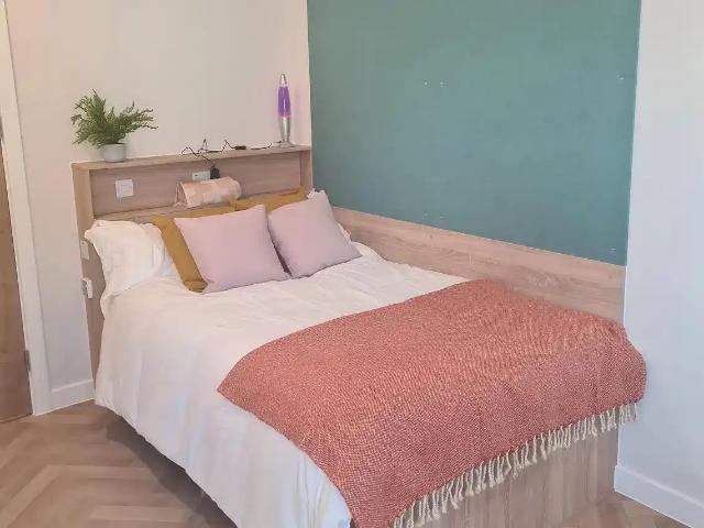 St. Crispin's House Norwich Student Accommodation | Amber