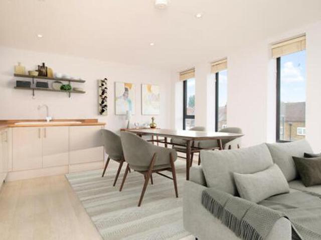 St. Cyprians Court, Braxfield Road, 2 Bedroom Flat