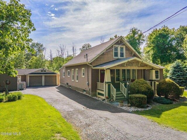 St Davids Ln, Niskayuna, Home For Sale