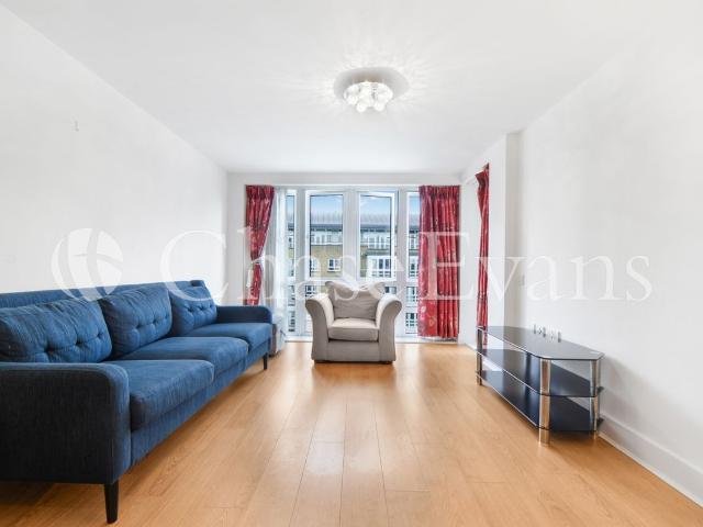 St Davids Square, St Davids Square, Isle Of Dogs, London E14, 2 bed flat to rent, £2,600 pcm | PrimeLocation
