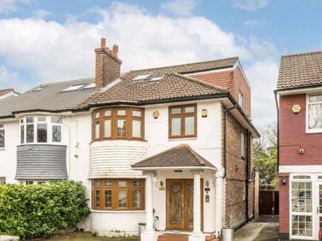 St. Dunstans Avenue, London, 6 Bedroom Semi detached