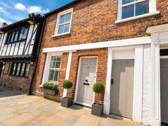 St. Dunstans Street, Kent CT2 4 bed terraced house to rent £1,930 pcm £445 pw