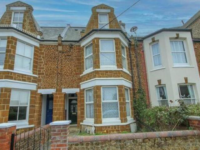 St Edmunds Avenue, Hunstanton, 4 Bedroom Terraced