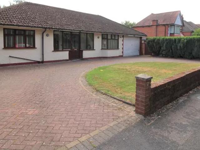 St Edward's Catholic Primary School, Selly Park Road, Stirchley, B29 7PN, United Kingdom | 4 bed house for rent #124818519 | Rentberry