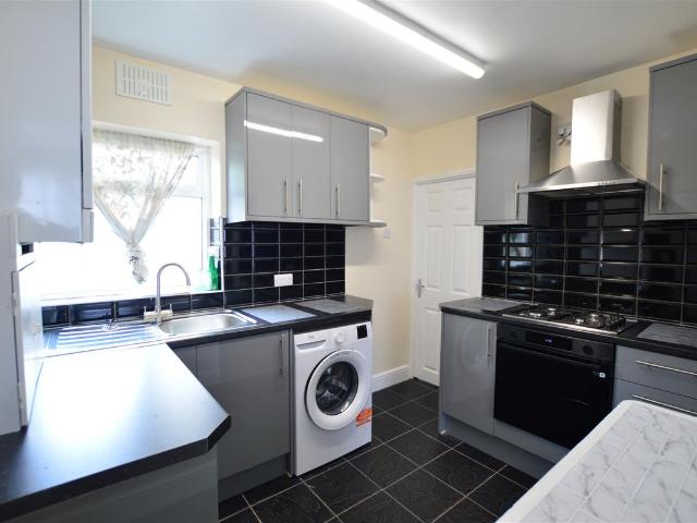 St. Elmo Crescent, Slough SL2, 4 bed terraced house to rent, £2,200 pcm | PrimeLocation