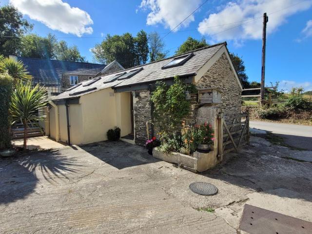 St. Eval, Wadebridge PL27, 2 bed barn conversion to rent, £1,000 pcm | PrimeLocation