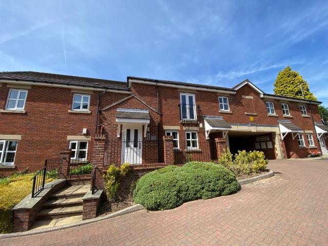 St. Francis Close, Sheffield, S10 3 bed flat to rent £1,050 pcm £242 pw