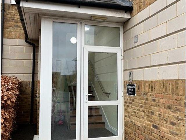 St. Francis House, Stevenage SG1, 1 bed flat to rent, £1,200 pcm | PrimeLocation