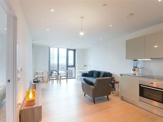 St. Gabriel Walk, Elephant and. 1 bed maisonette to rent £2,600 pcm £600 pw