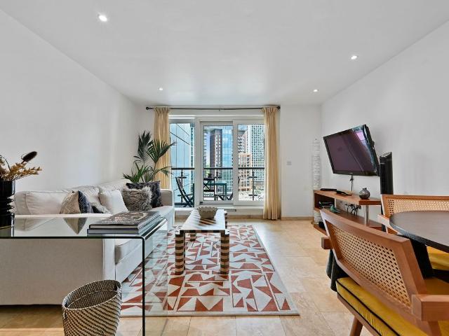 St George Wharf, London SW8, 1 bed flat to rent, £2,700 pcm | PrimeLocation