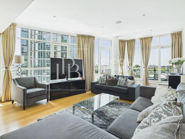 St. George Wharf, London SW8, 2 bed flat to rent, £4,000 pcm | PrimeLocation