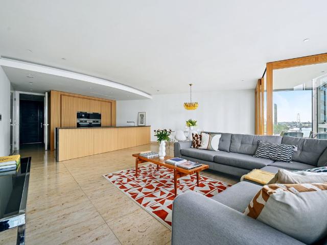 St George Wharf, London SW8, 2 bed flat to rent, £6,200 pcm | PrimeLocation