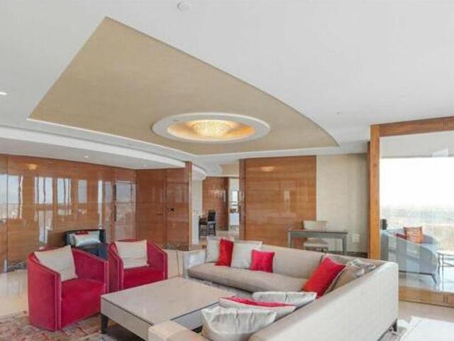 St. George Wharf, London, 2 Bedroom Apartment