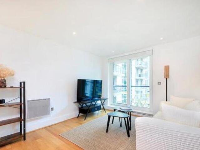 St. George Wharf, The Tower, 2 Bedroom Flat