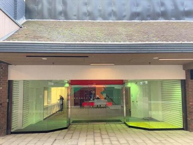 St. Georges Centre, Gravesend, Shop To Lease