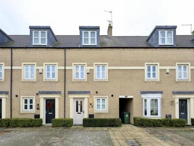 St. Georges Court, Willerby, 3 Bedroom Town