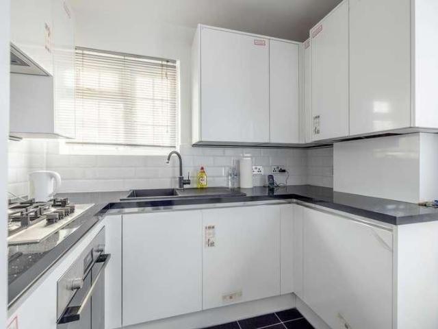 St Georges Crescent, Cippenham, SL1