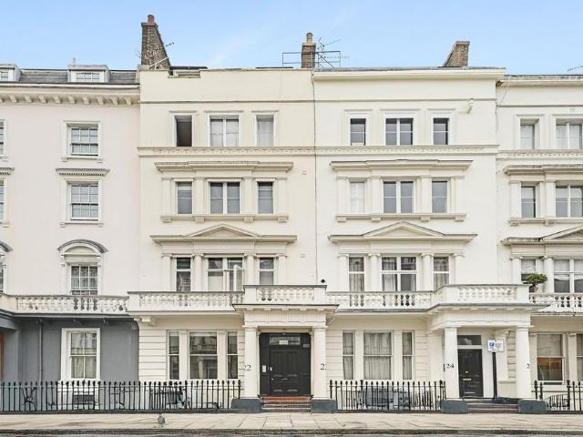 St Georges Drive, London SW1V Studio to rent £1,690 pcm £390 pw