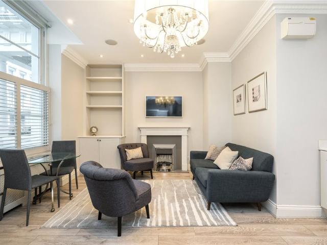 St Georges Drive, SW1V, London
