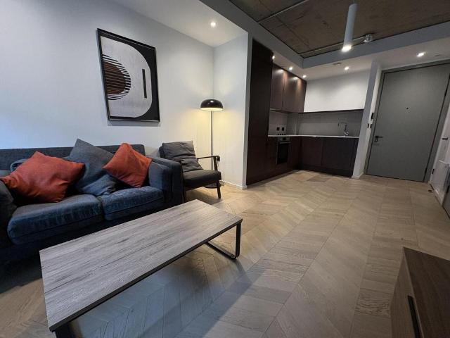 St Georges Gardens 1 bed apartment to rent £1,150 pcm £265 pw