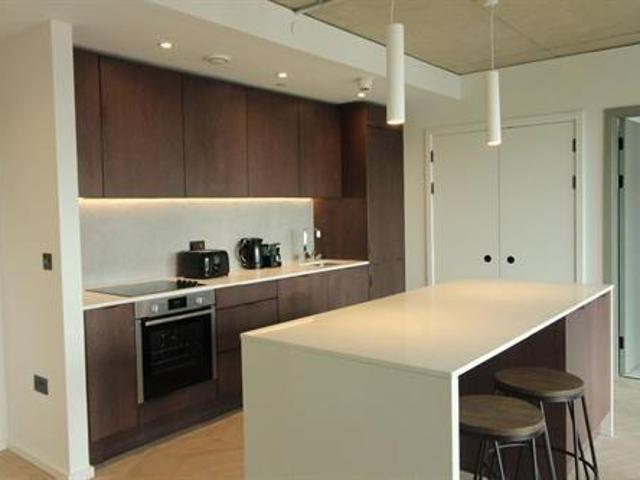 St Georges Gardens, Castlefield 2 bed apartment to rent £1,450 pcm £335 pw
