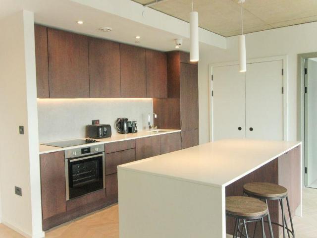 St Georges Gardens, Castlefield 2 bed apartment to rent £1,450 pcm £335 pw