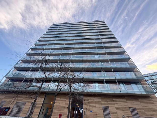 St Georges Island, 1 Kelso Place. 1 bed apartment to rent £1,000 pcm £231 pw