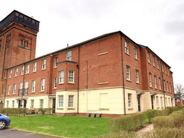 St. Georges Parkway, Stafford, 2 Bedroom Apartment