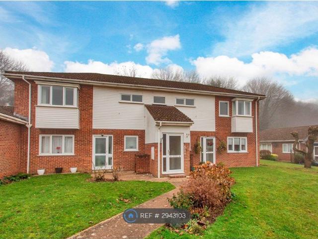St. Georges Square, Longfield DA3, 2 bed flat to rent, £1,150 pcm | PrimeLocation
