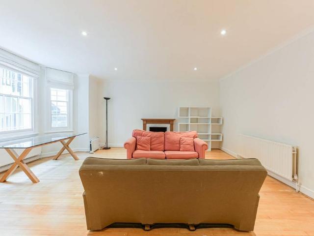 St George's Square, Pimlico, London. 2 bed flat to rent £4,000 pcm £923 pw