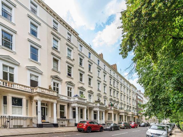 St George's Square, Pimlico, London SW1V, 2 bed flat to rent, £5,500 pcm | PrimeLocation