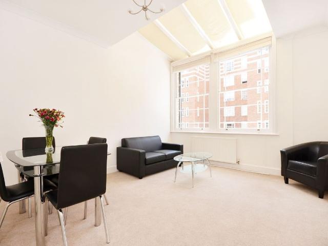 St Georges Square, Pimlico, London SW1V, 2 bed flat to rent, £3,250 pcm | PrimeLocation