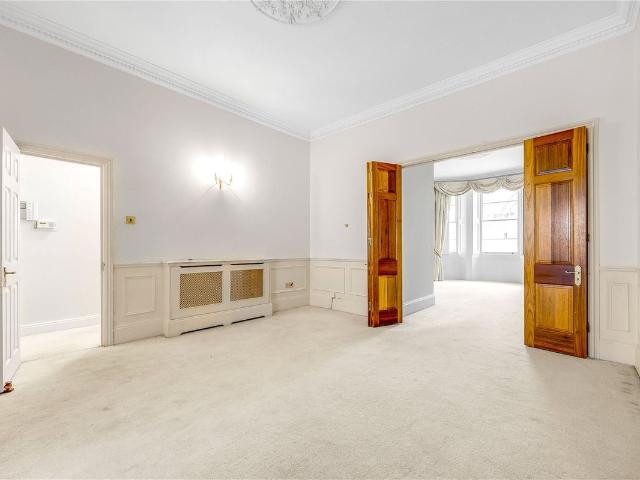 St Georges Square, Pimlico SW1V, 2 bed flat to rent, £3,750 pcm | PrimeLocation
