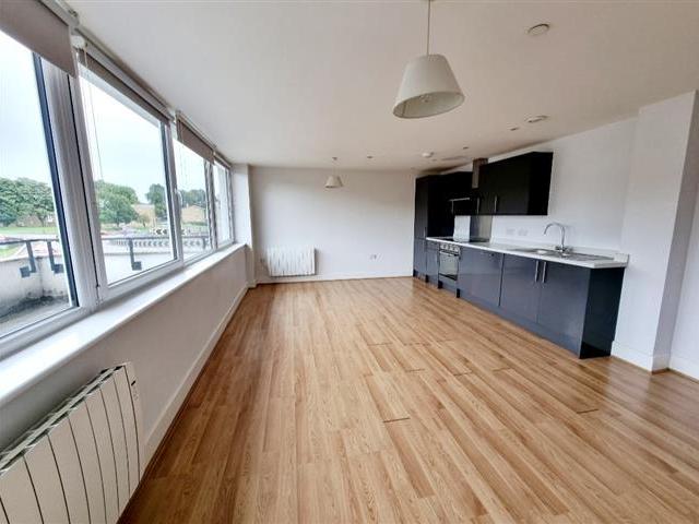 St Georges Way, STEVENAGE, SG1 1 bed apartment to rent £1,225 pcm £283 pw