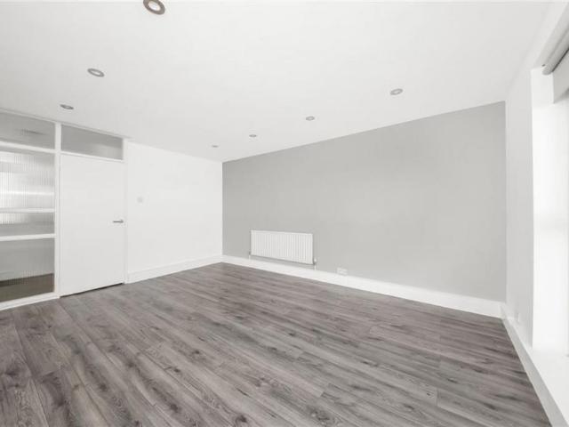 St. Germans Place, London SE3 2 bed flat to rent £1,800 pcm £415 pw