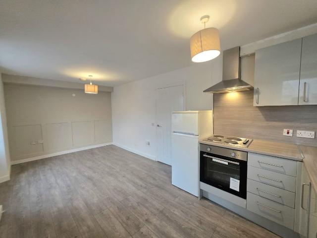 St Germain Street, Catrine, East Ayrshire KA5, 1 bed flat to rent, £425 pcm | PrimeLocation