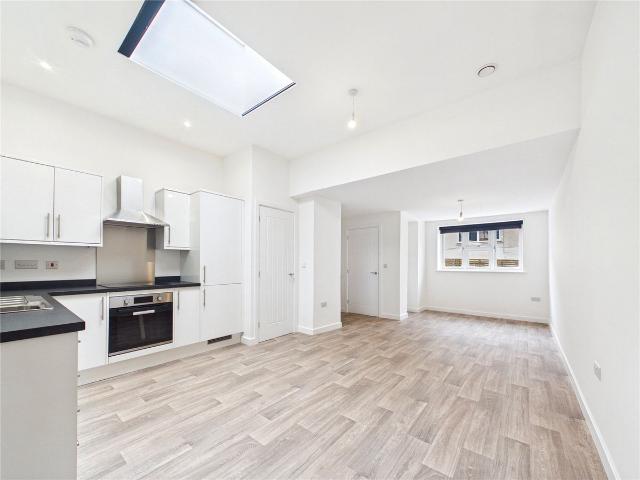 St. Helens Lane, Colchester, Essex CO1, 1 bed flat to rent, £1,100 pcm | PrimeLocation