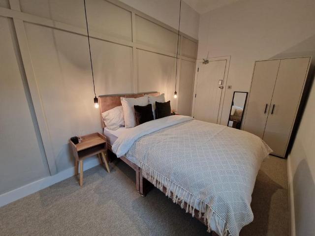 St. Helens Street, Ipswich IP4 3 bed apartment to rent £2,400 pcm £554 pw