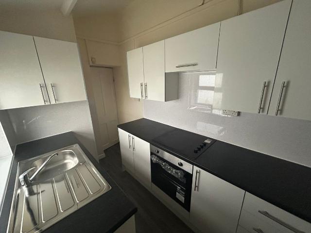St Helens Road, Swansea SA1, 2 bed flat to rent, £1,000 pcm | PrimeLocation