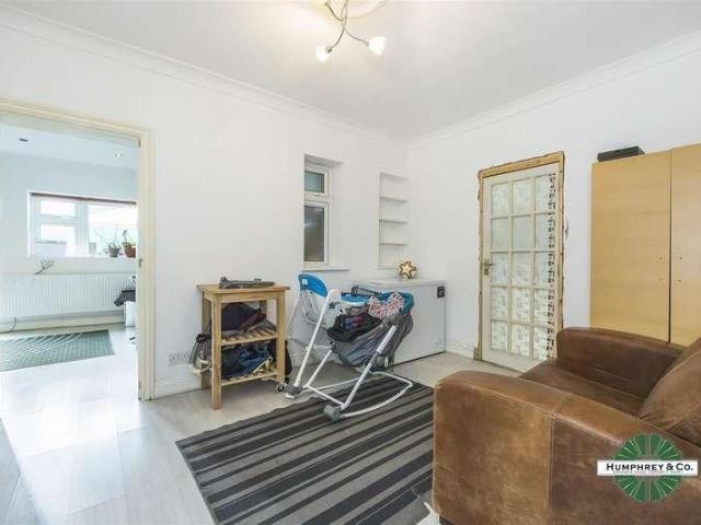 St. Heliers Road, London, E10